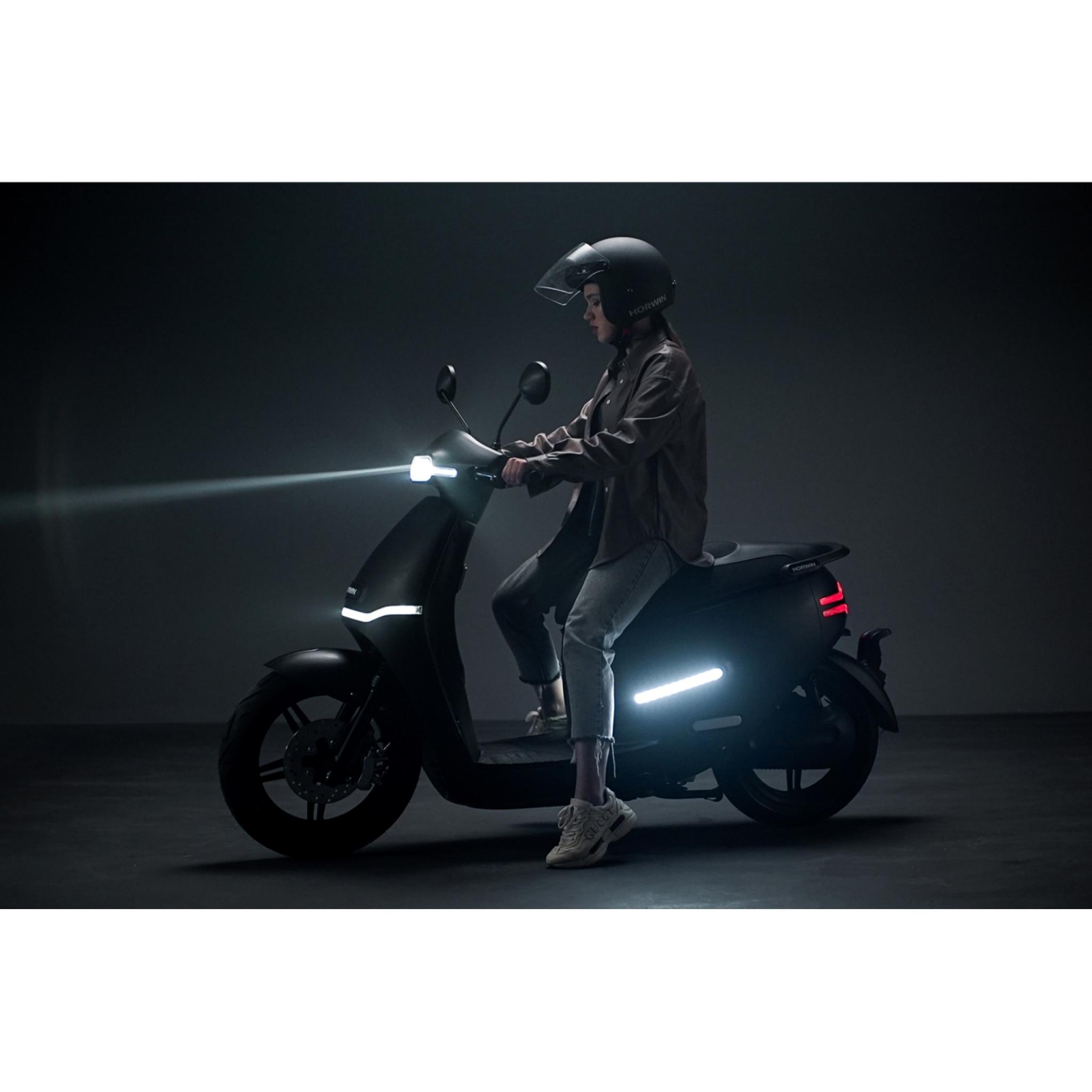 Horwin EK3 6.2KW 60 Mph 50 Miles Electric Motorcycle