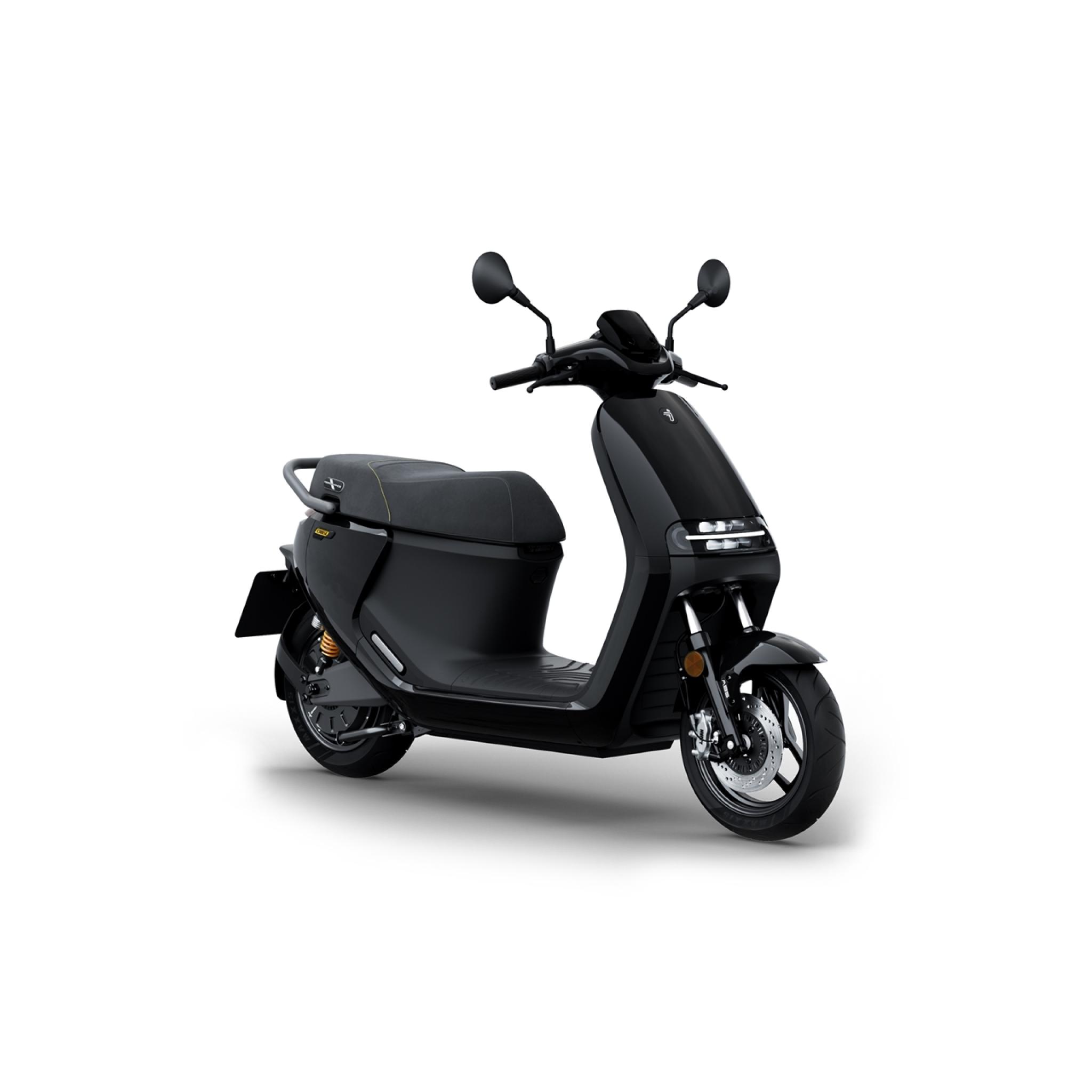 Segway E300Se. 10kw 65mph Electric Moped. 75 mile range