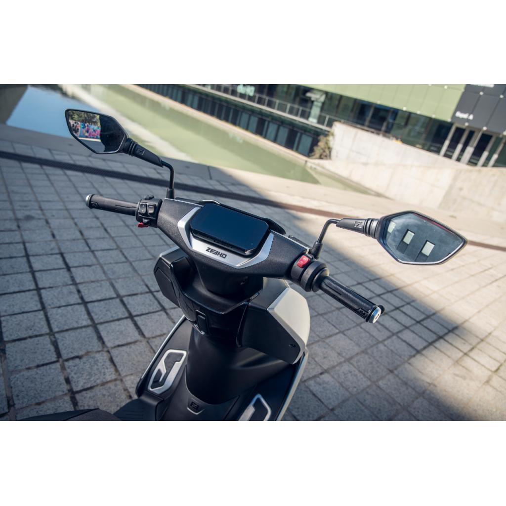 Zeeho AE8S+ 12.5KW 62mph Electric Scooter 60 Mile Range